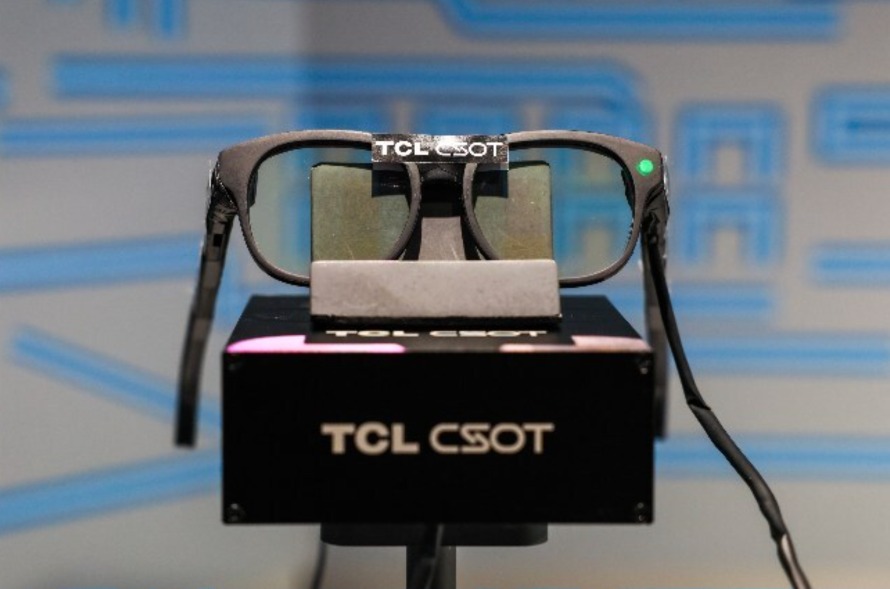 【SID2025】TCL华星光电展示0.05"单绿Micro-LED微显示器_VR陀螺